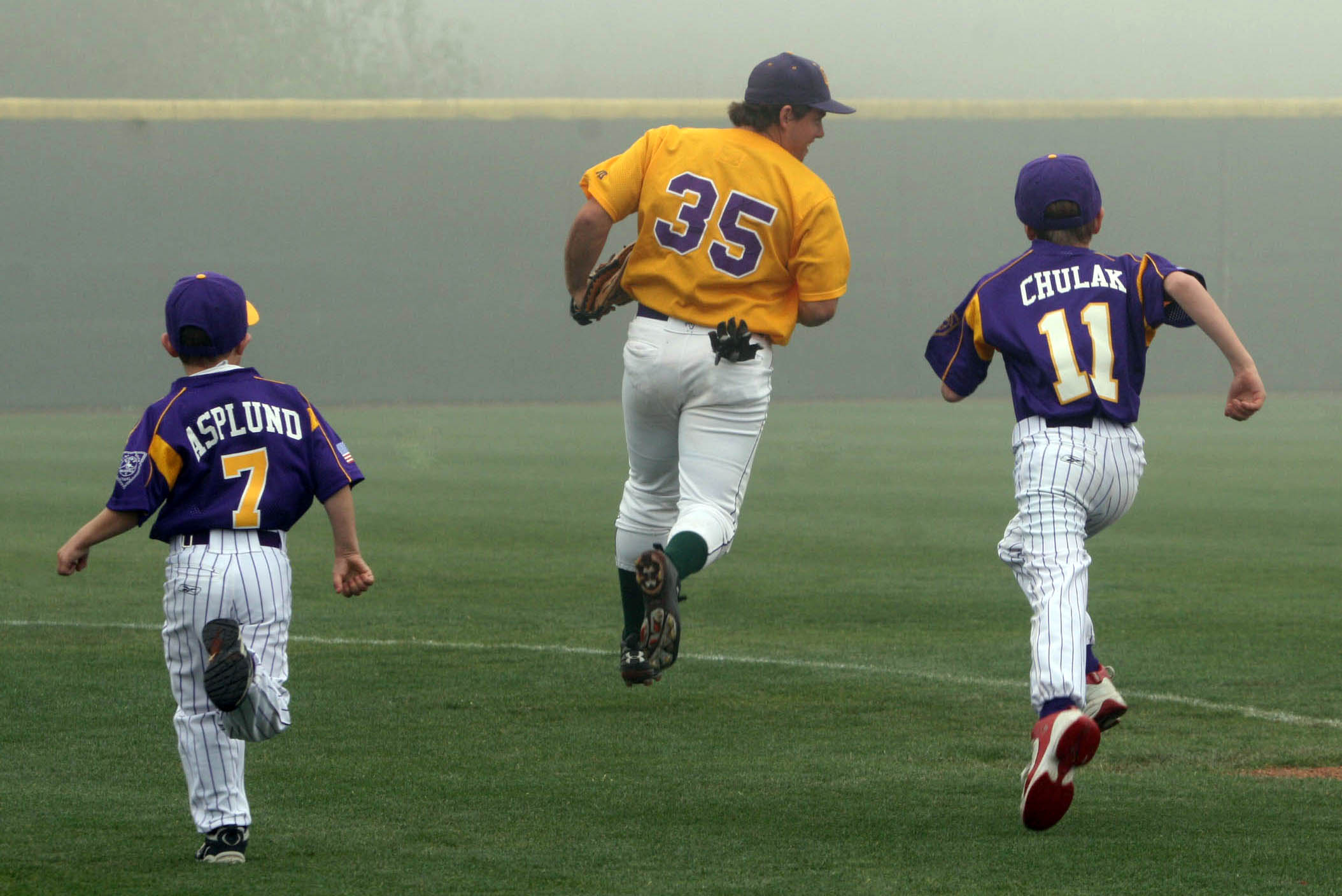 Little Leaguers get a taste of college baseball | California Lutheran ...