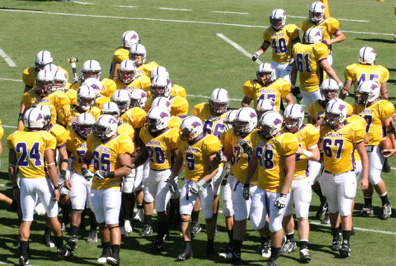 Kingsmen Capitalize on Poet Turnovers in 44-7 Blowout | California ...