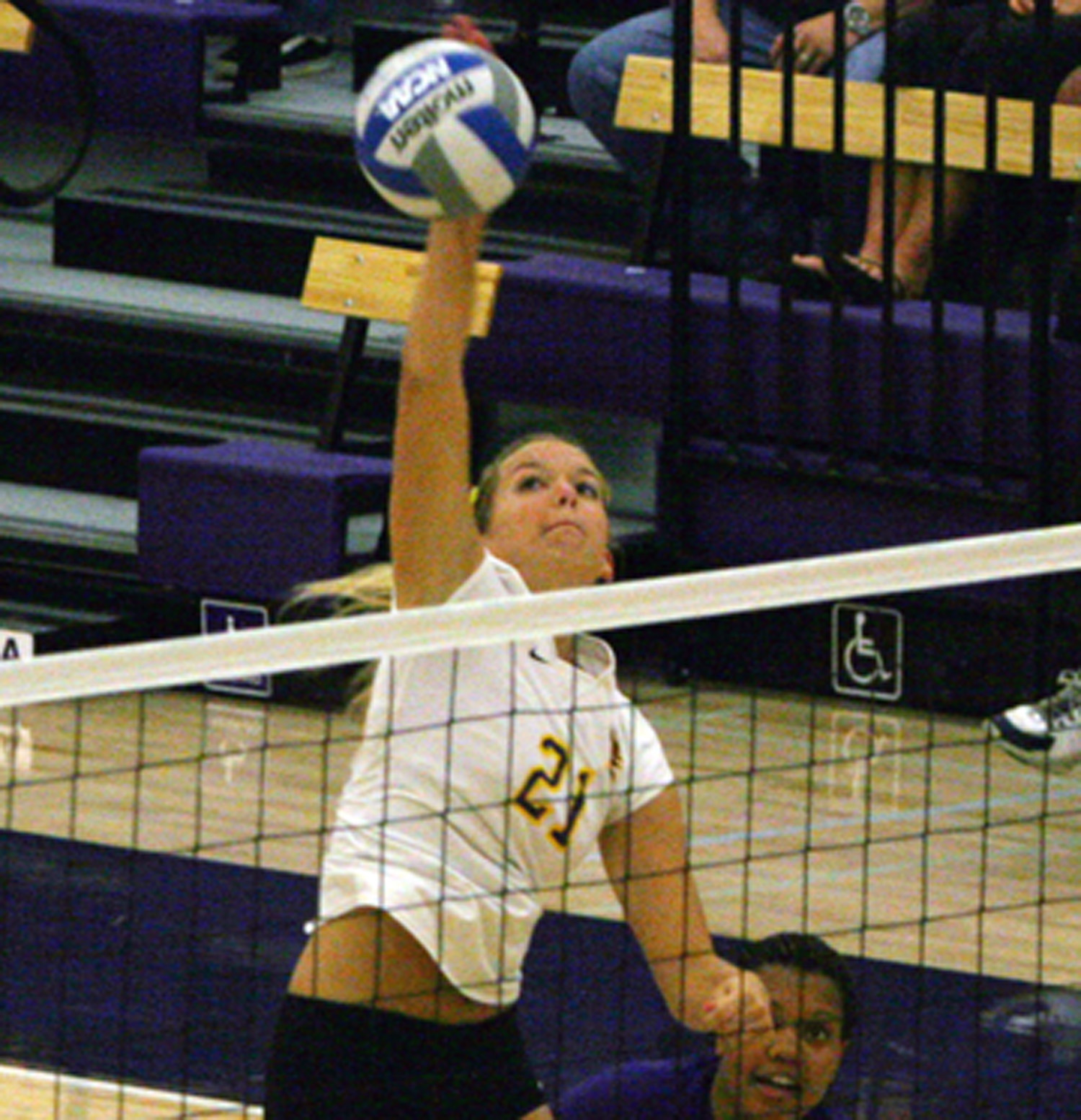Kerr Honored as SCIAC Athlete of the Week | California Lutheran University