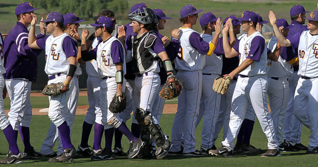 Kingsmen Extend Win Streak to 10 Games | California Lutheran University