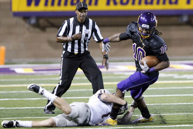 Kingsmen Dominant in Win Over Leopards | California Lutheran University