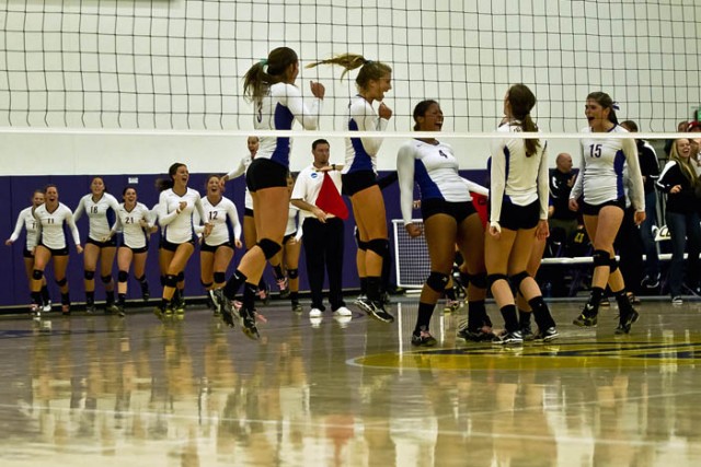 Regals Survive and Advance to Second Round of NCAA Tournament ...